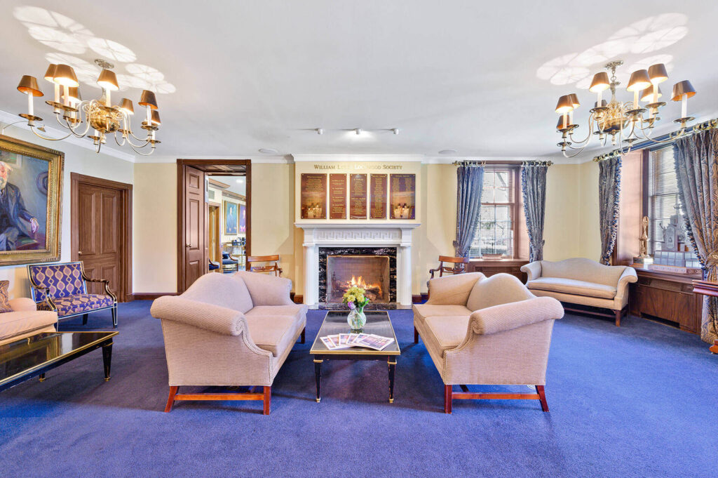Tour Sigma Chi HQ – Sigma Chi